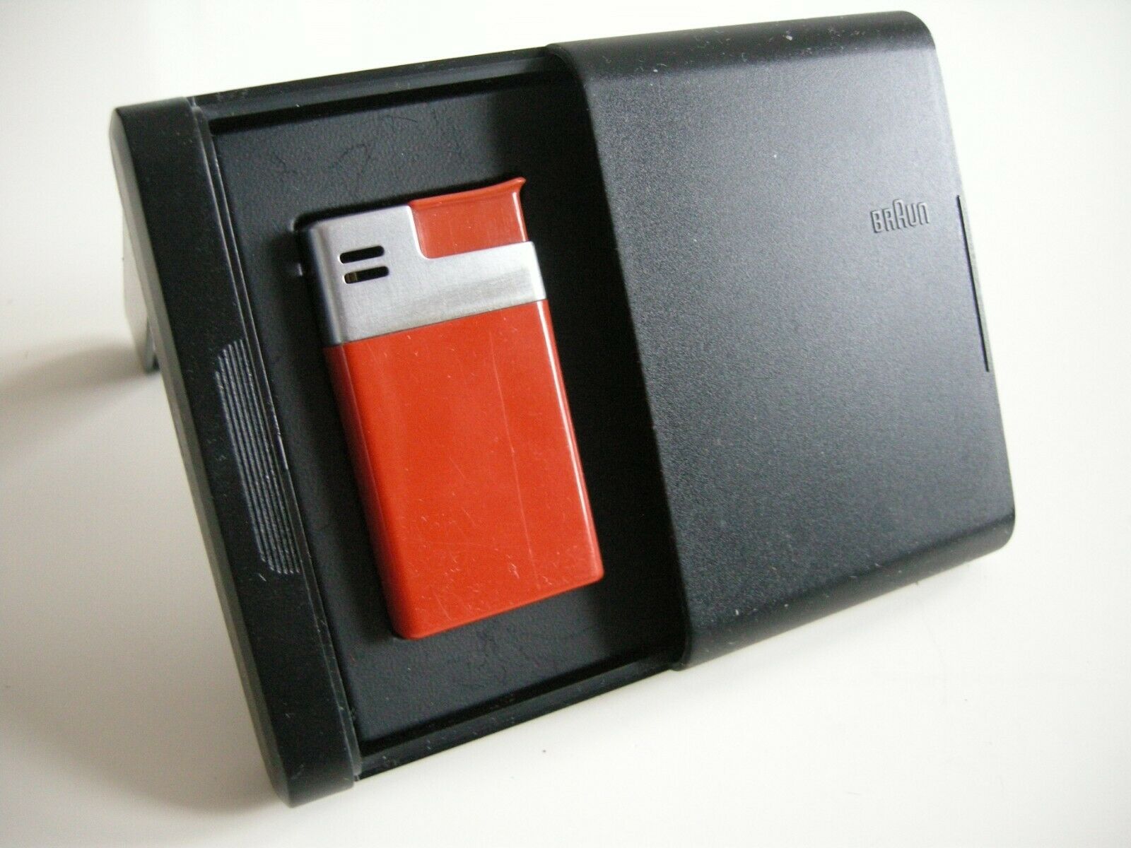 Encendedor de Bolsillo Mach 2 color naranja - 1.800 Productos Braun ...